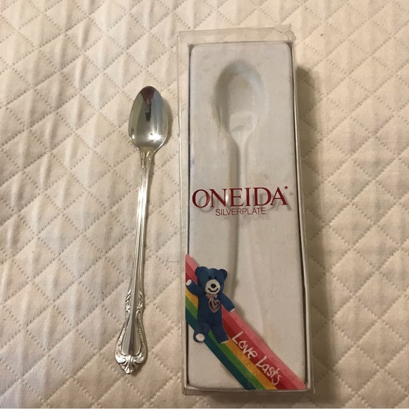 Oneida | Kitchen | Oneida Lonh Handle Silver Plate Baby Spoon In Box ...